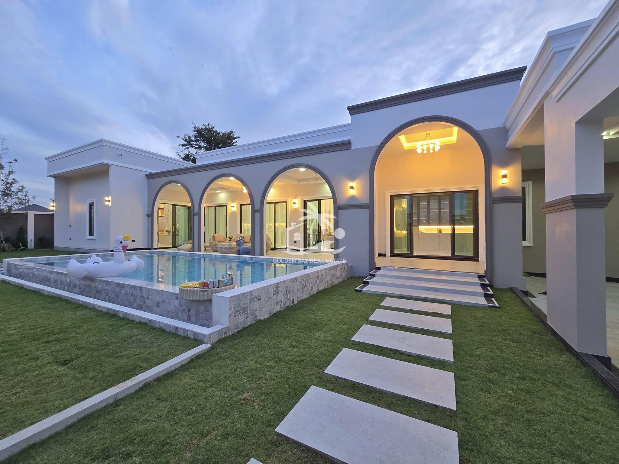 Private house pool villas - East Pattaya - Golden Bay Real Estate Pattaya
